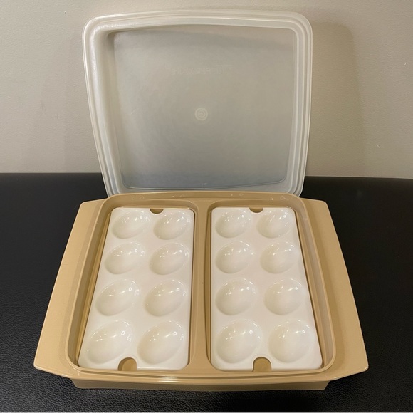 Tupperware | Kitchen | Vintage Tupperware Egg Carrier | Poshmark